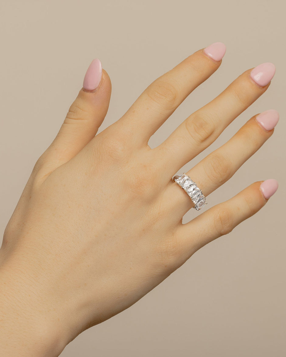 Engagement Rings Montreal | Diamond Rings | Proud Diamond