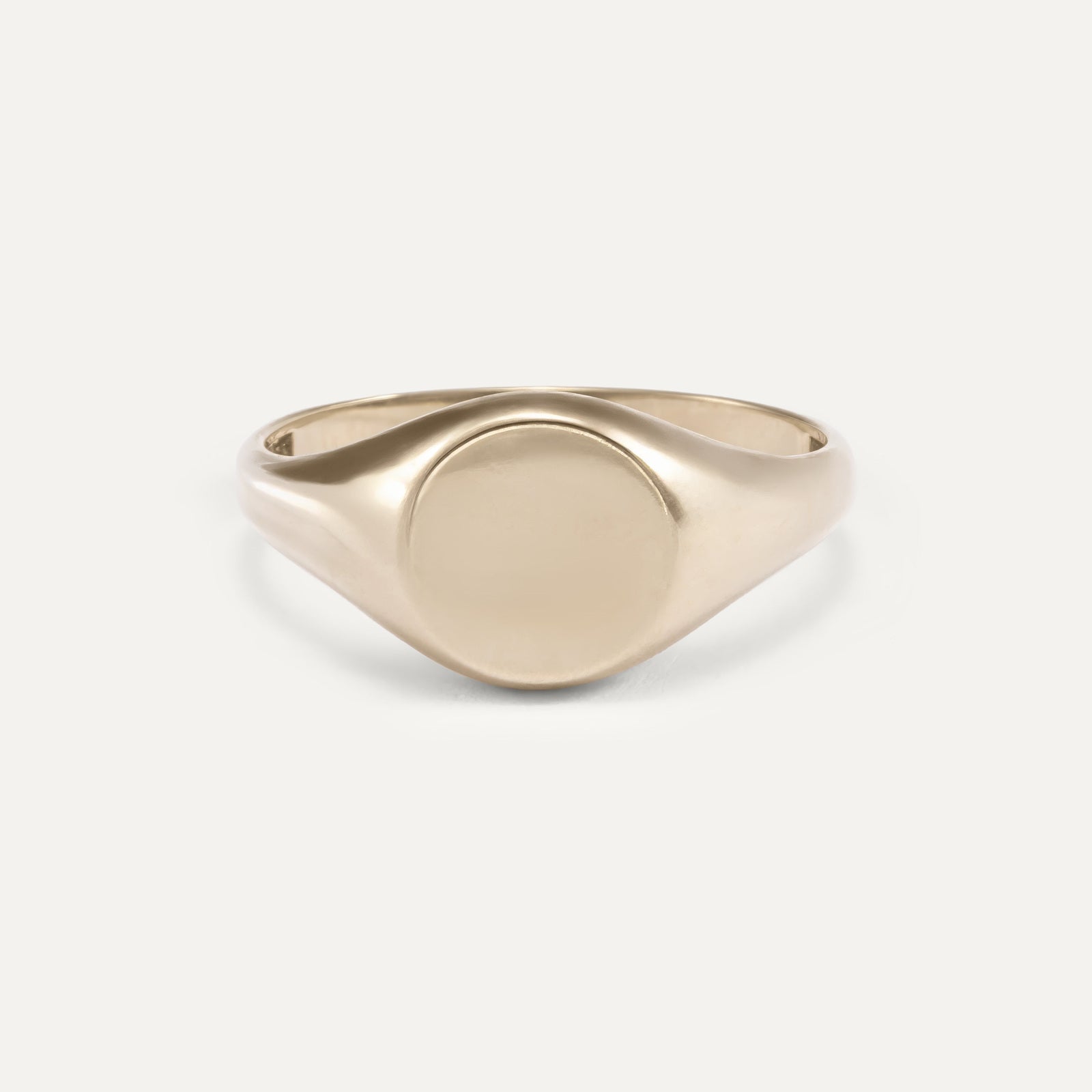 Small signet ring (Ready-to-ship) – Proud Diamond